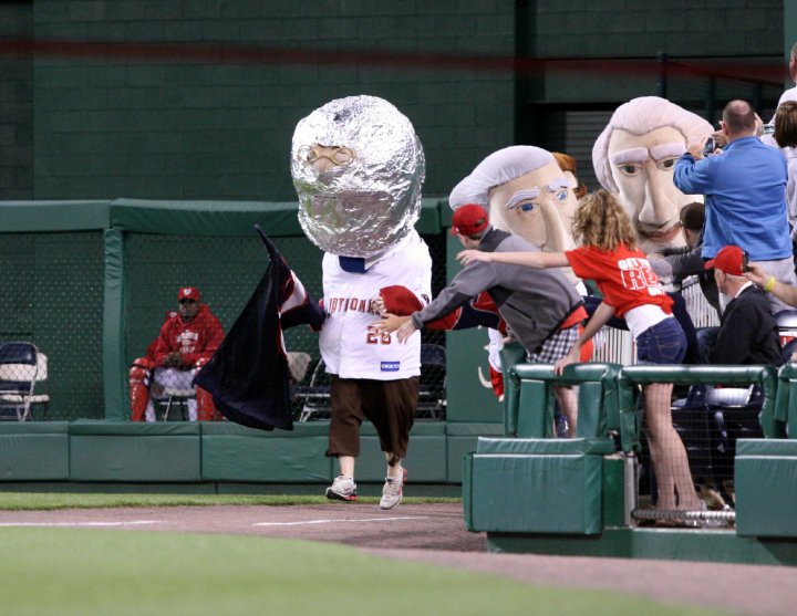 Teddy honors Space Shuttle astronauts – LET TEDDY WIN